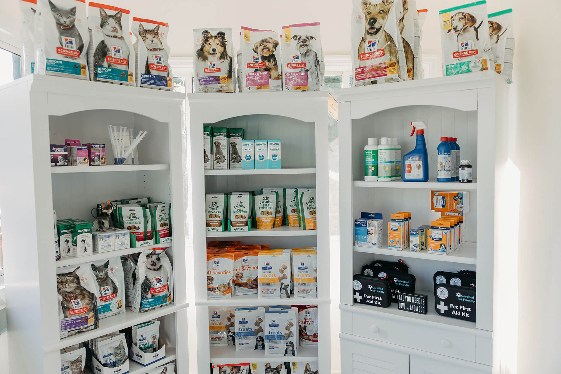 Pharmacy, Prescription Diets, and Retail - Cayman Animal Hospital